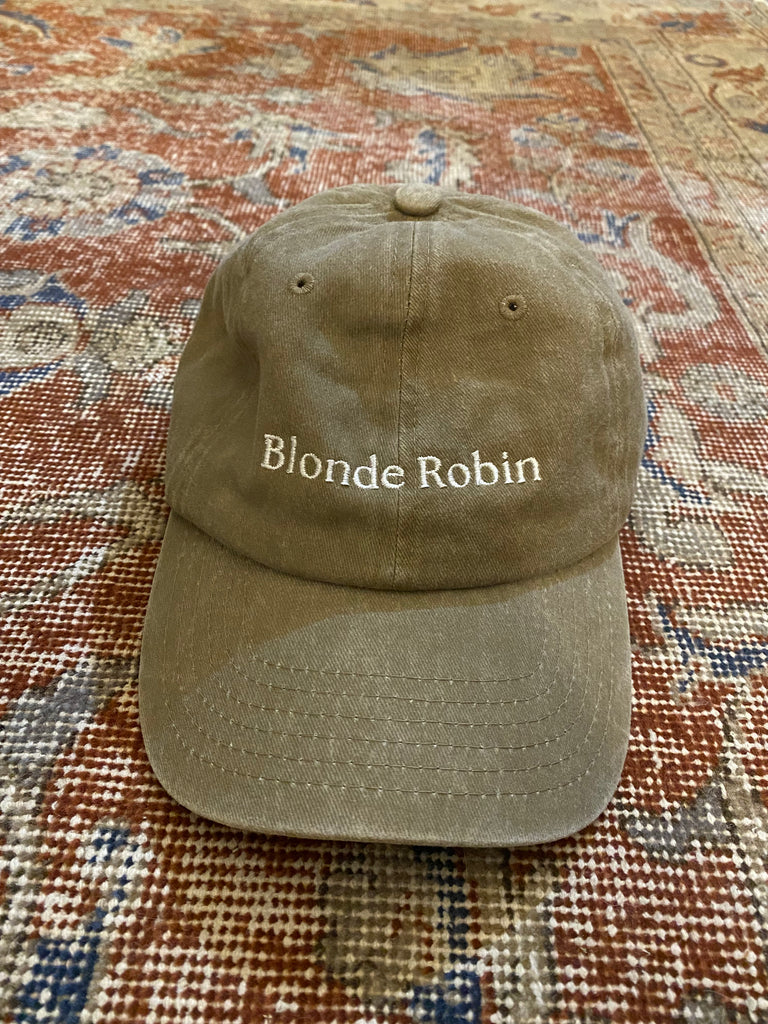 Washed Blonde Robin Cap